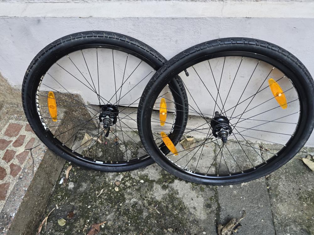 26 disk tockovi bontrager gume gratis