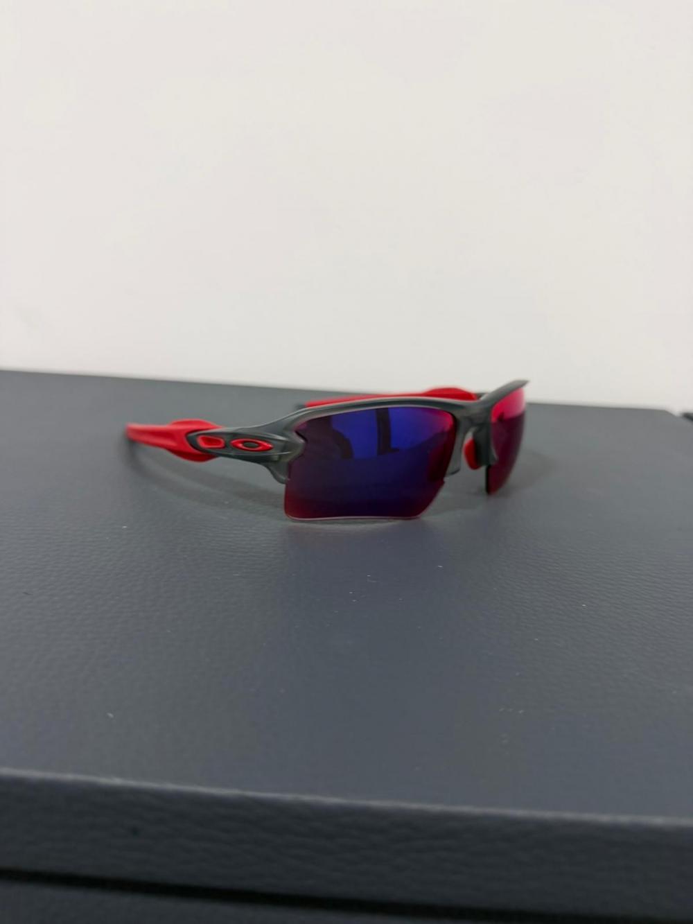 Oakley Flak 2.0