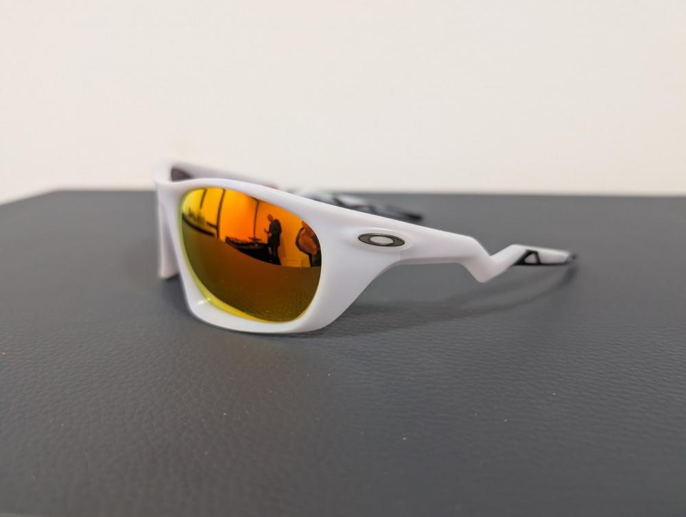 Oakley Lateralis