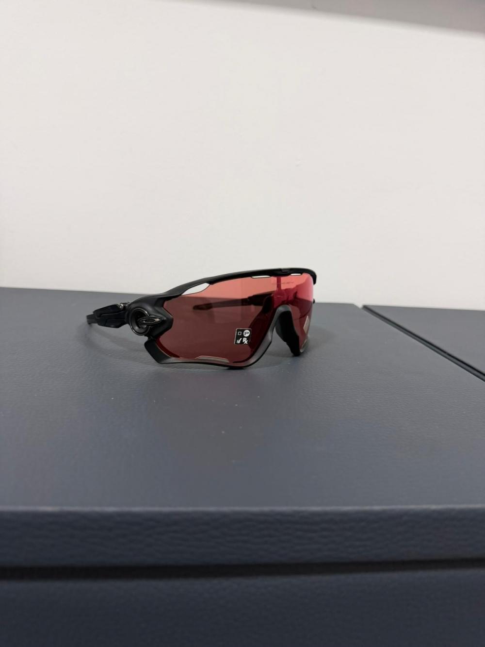 Oakley Jawbreaker Carbon Fiber Prizm Trail