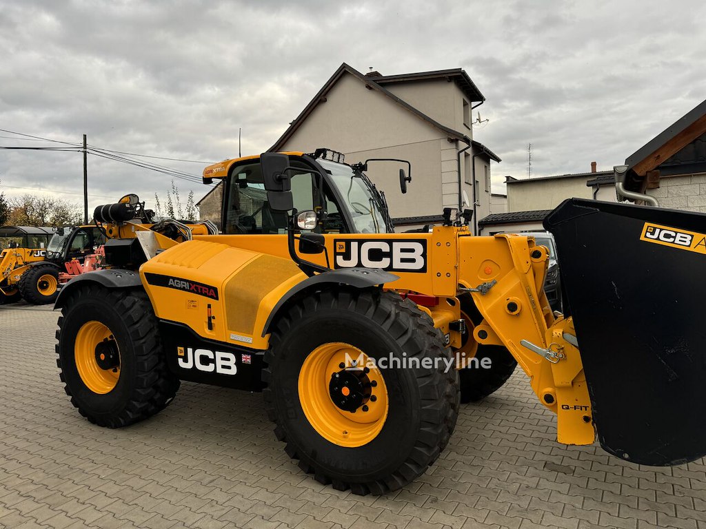 JCB 560 teleskopski utovarivač