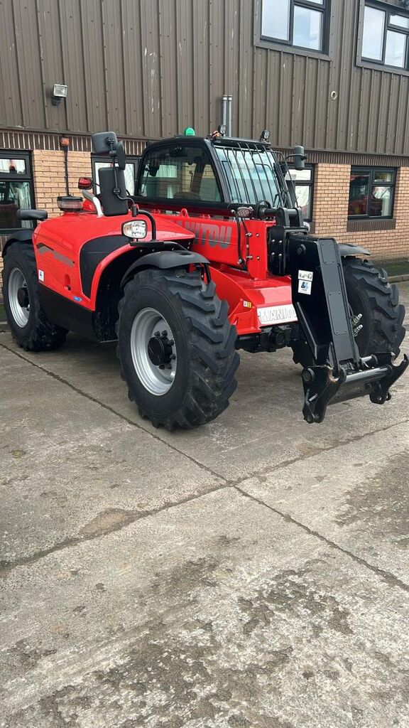 Manitou MT933 teleskopski utovarivač