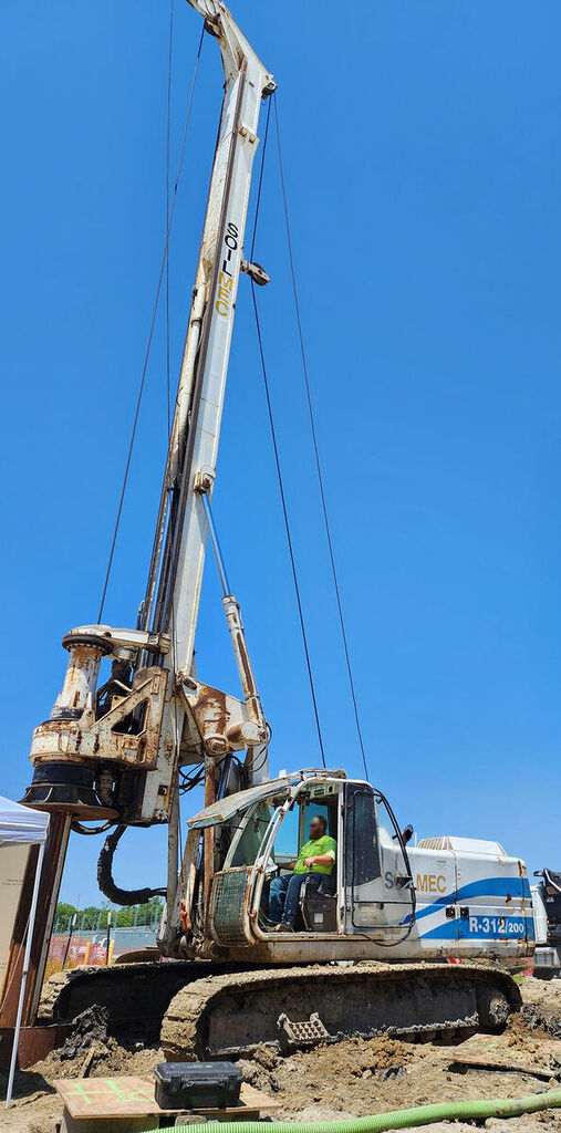 Soilmec R312 / 200 bušaće postrojenje