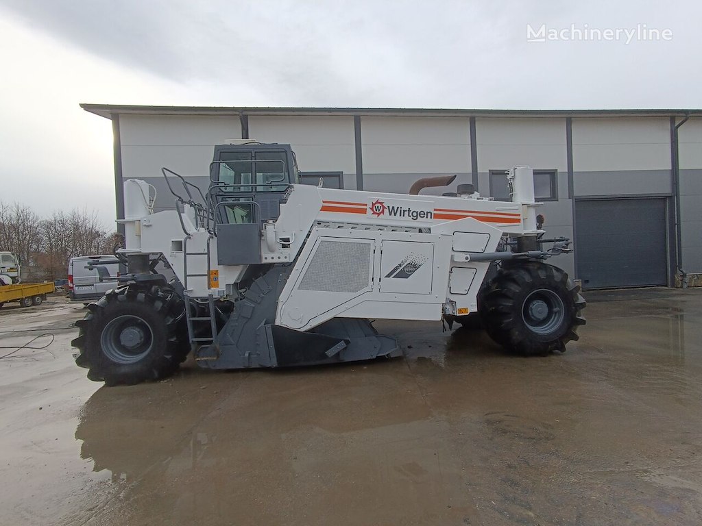 Wirtgen WR2500 stabilizator tla