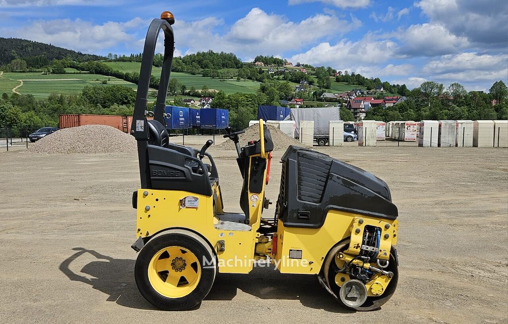 BOMAG BW100 kombinovani valjak