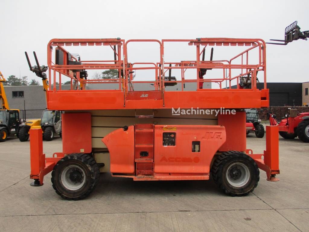 JLG 4394 RT (033) makazasta platforma