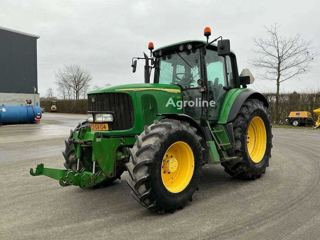 Prodaje se John Deere 6820 traktor točkaš na aukciji