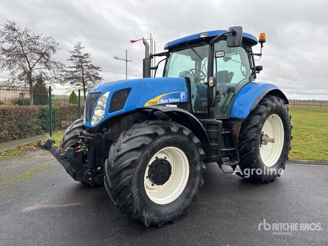 Prodaje se New Holland T7050 traktor točkaš na aukciji
