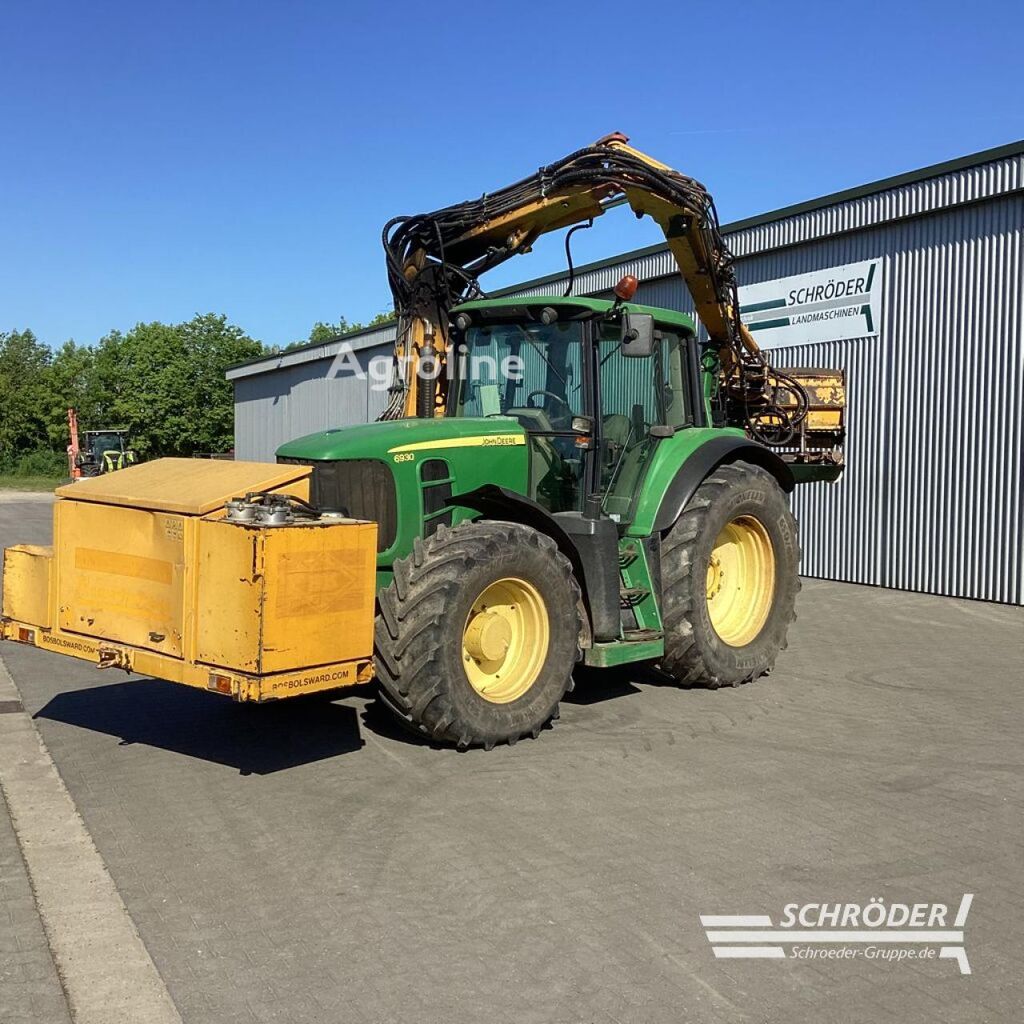 John Deere 6930 + BOS MÄHAUSLEGER + MULCHKOPF traktor točkaš