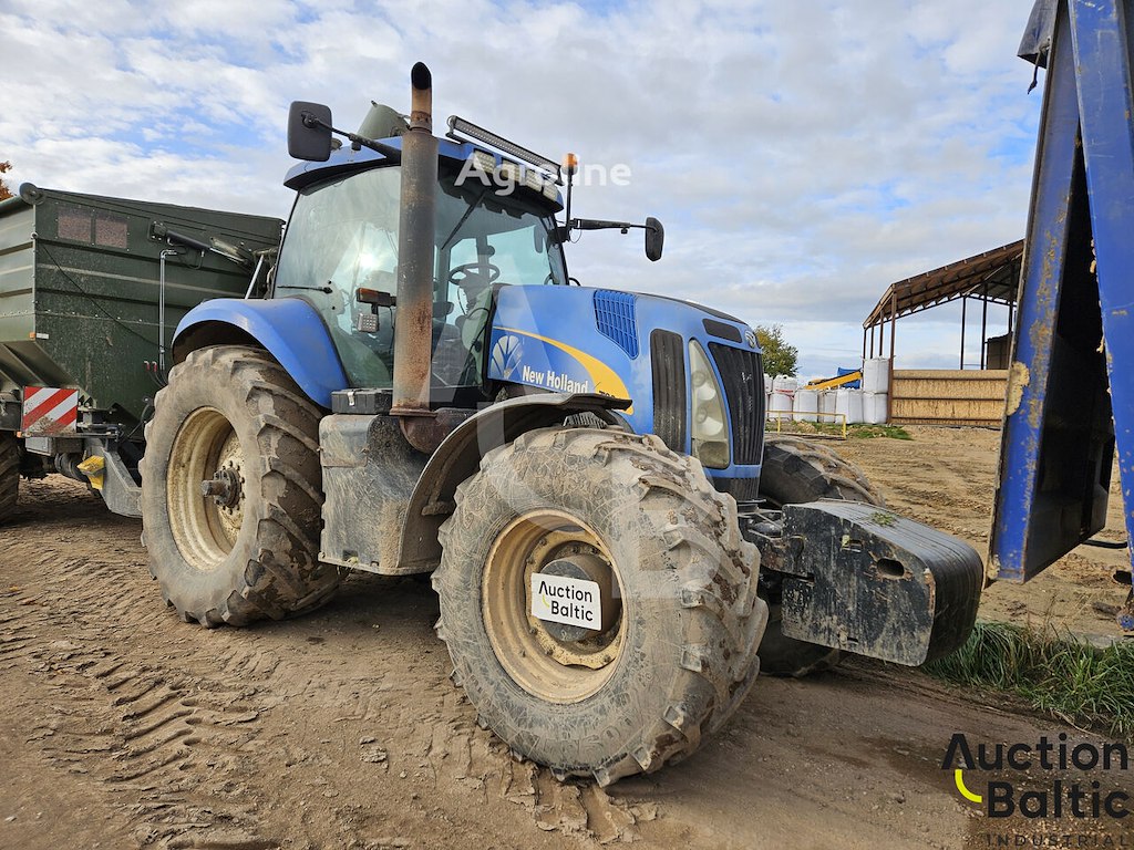 Prodaje se New Holland T 8040 traktor točkaš na aukciji