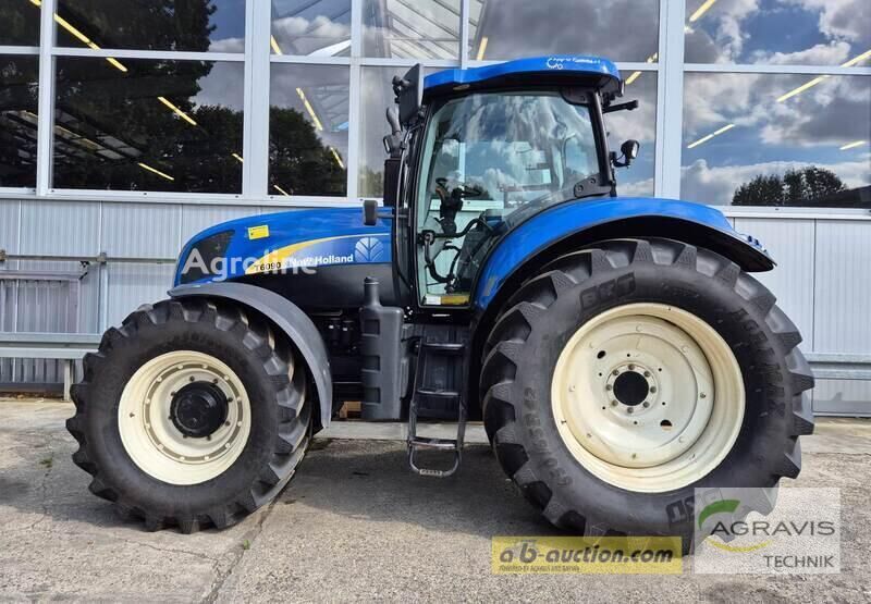 Prodaje se New Holland T 6090 Power Command traktor točkaš na aukciji