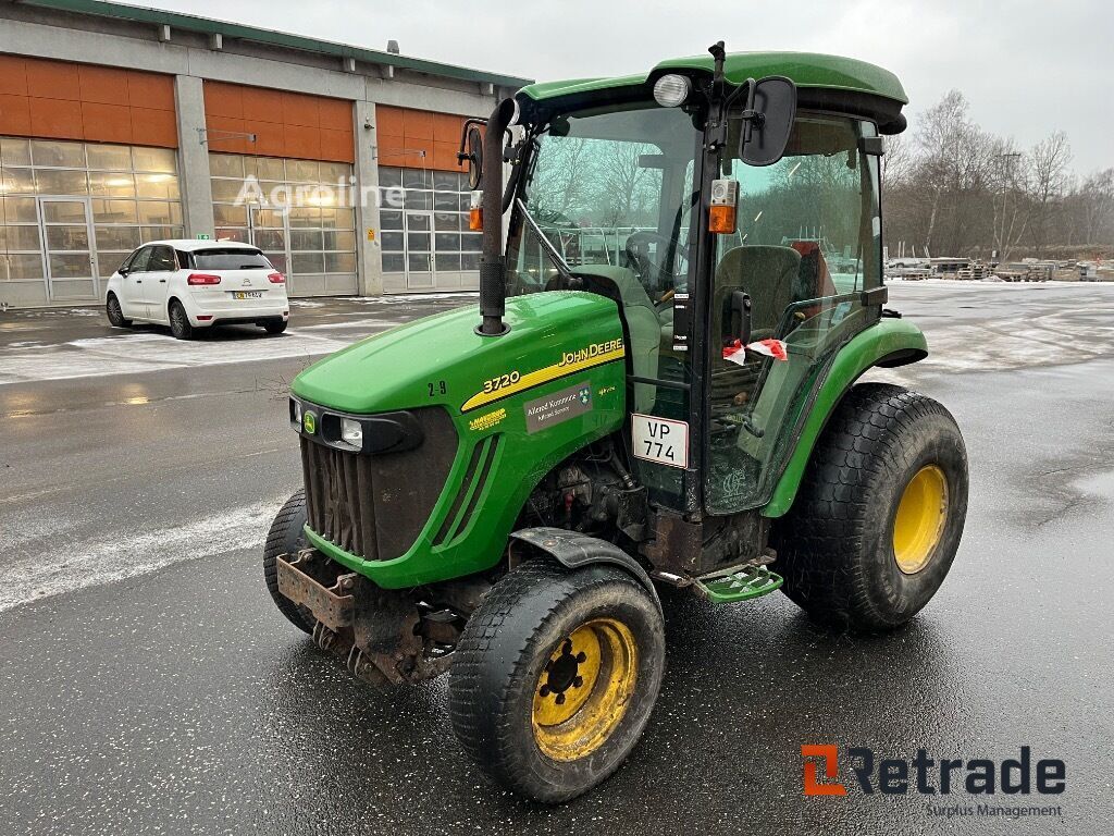 Prodaje se John Deere 3720HST 4WD mini traktor na aukciji