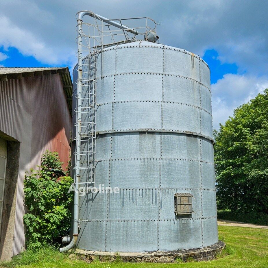 Prodaje se Silo silos na aukciji