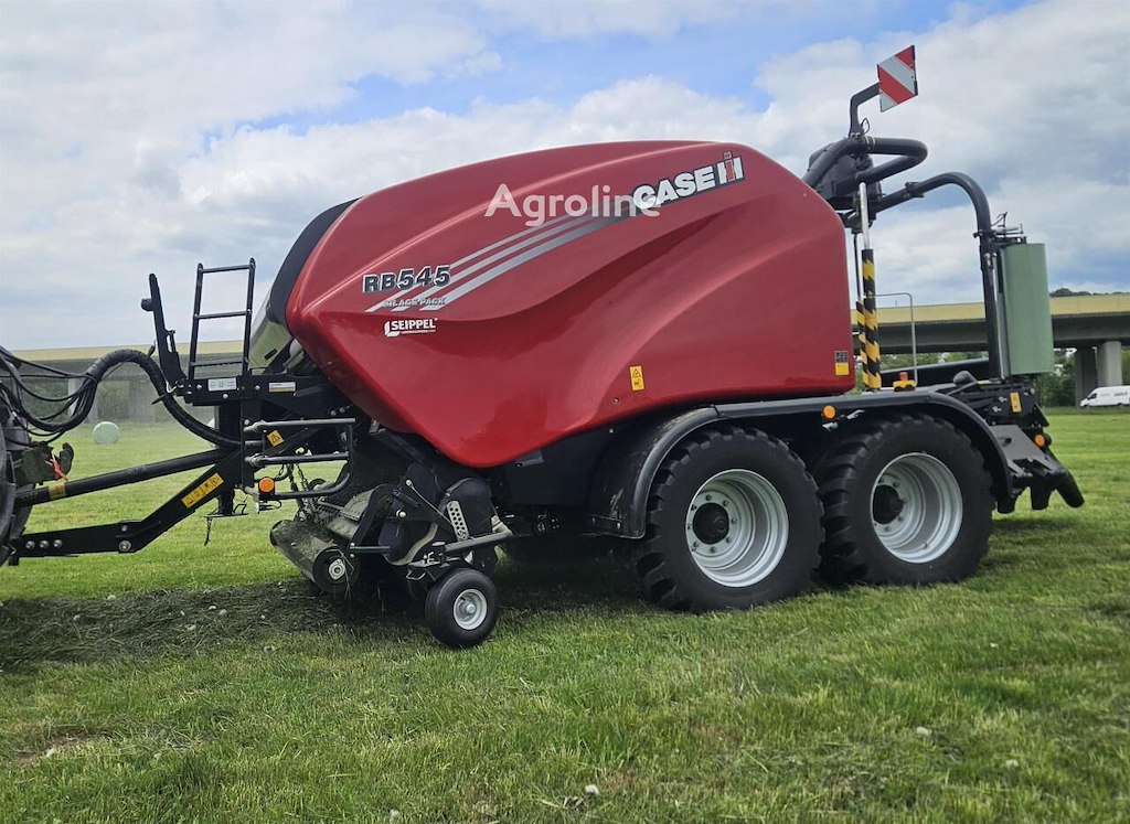 Nova Case IH RB 545 SILAGE PACK balirka za okrugle bale