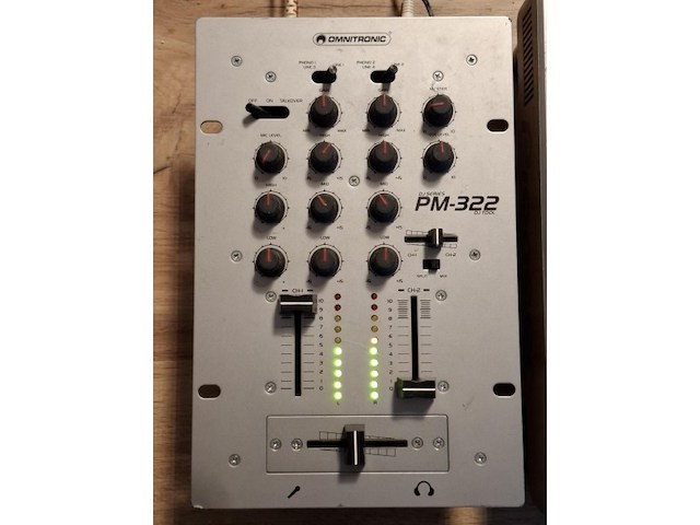 Omnitronic PM-322 dj mikseta