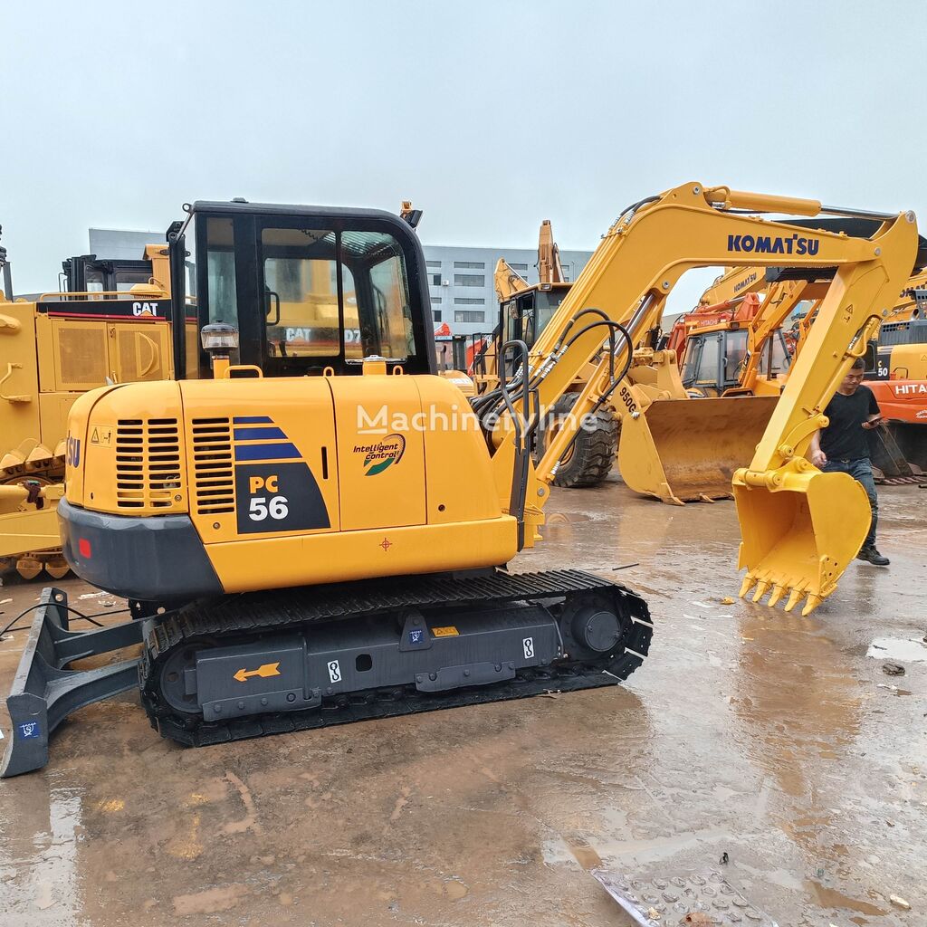 Komatsu PC56 bager guseničar
