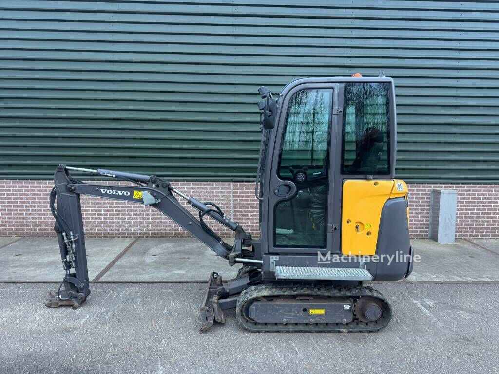 Volvo EC 18 D mini bager