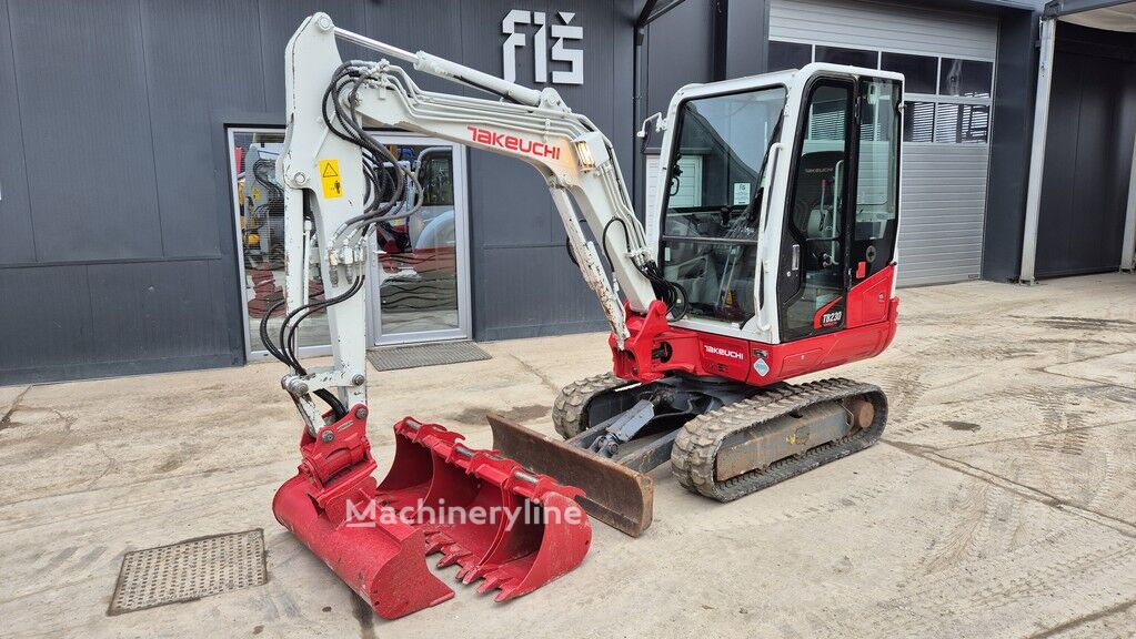 Takeuchi TB230 mini bager