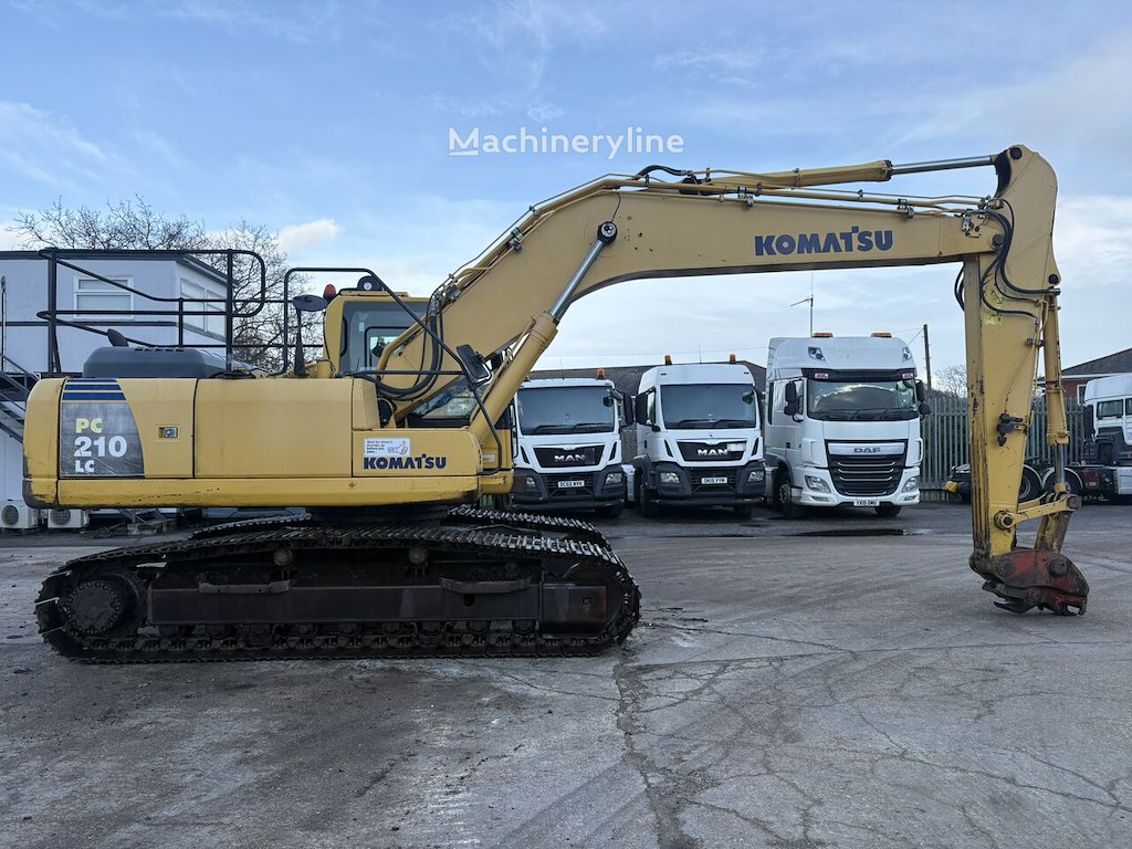 Komatsu PC210 bager guseničar