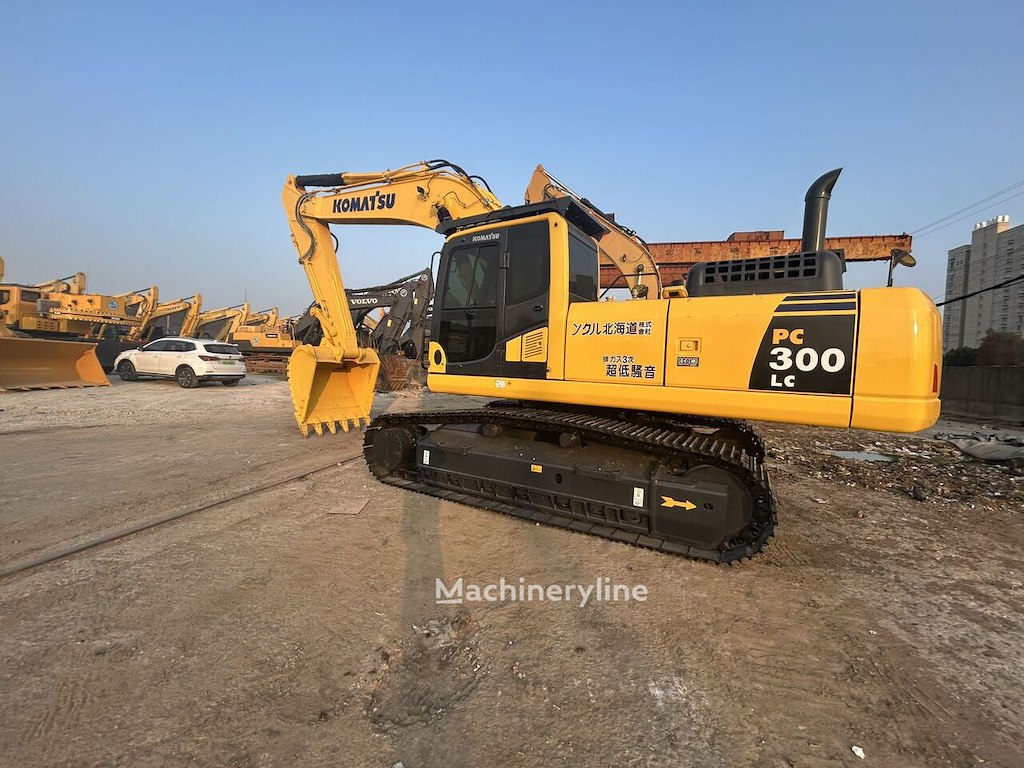Komatsu PC300 bager guseničar