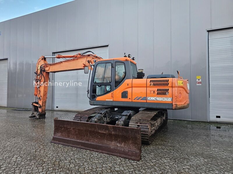 Doosan DX180LC-3 bager guseničar