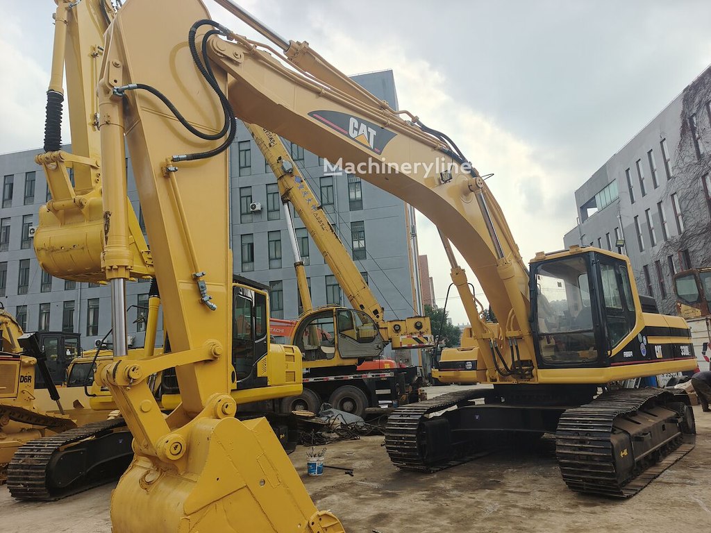 Caterpillar 330BL bager guseničar