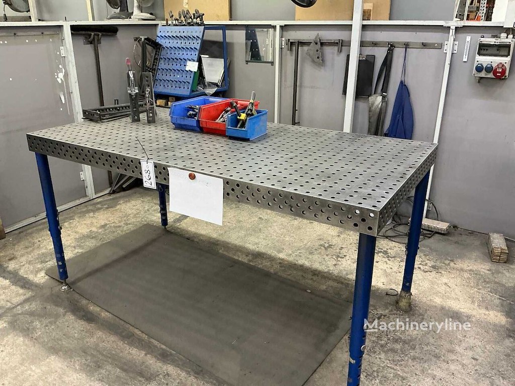 Prodaje se Perforated Welding Table stol za zavarivanje na aukciji