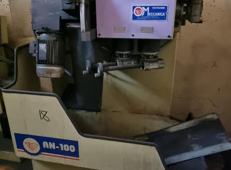 Brusilica sa trakom za brušenje sa rashladnom tečnošću PERUZZI model AN100