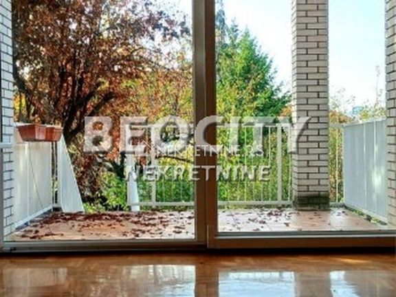 Zvezdara, Mirijevo, Ulofa Palmea, 4.0, 252m2, 480000EUR