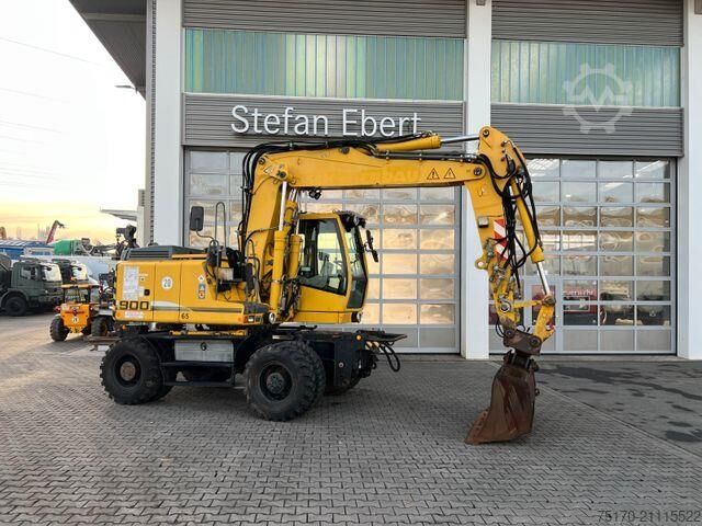 Bager na točkovima
Liebherr A 900 C ZW Litronic / 19.616 h / 2009