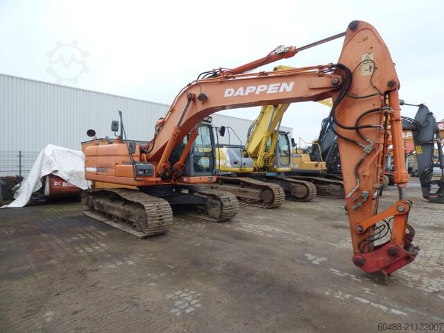 Hidraulični guseničar
DOOSAN DX180LC