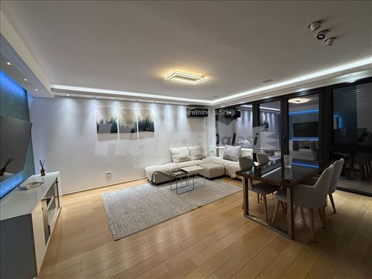 Blok 22, Sava centar, luksuzan, sve novo, garaza