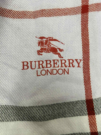 BURBERRY SAL SNIZENO