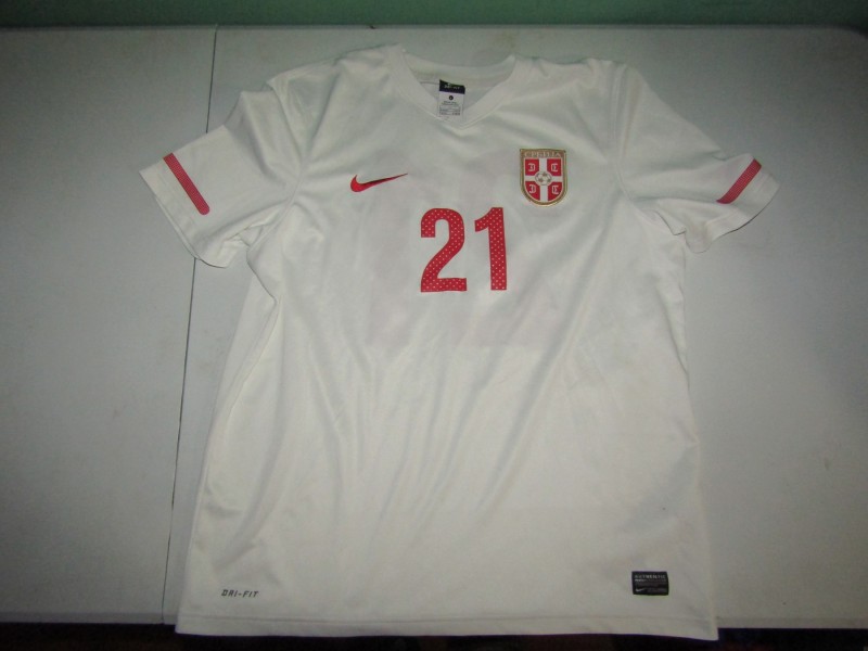 Srbija Nike fudbalski dres L odličan 2010