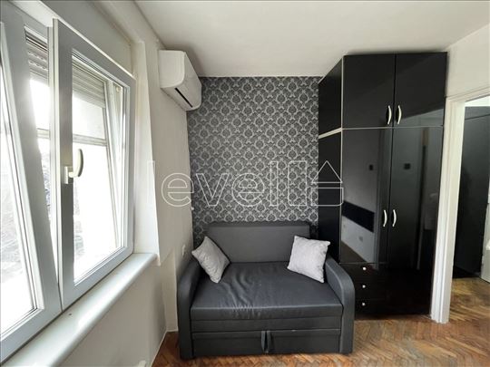 Stan,Novi Sad,Grbavica,kv: 14.00, € 51000