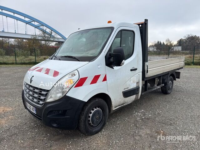 Prodaje se Renault Master dci 125 kamion s ravnom platformom < 3.5t na aukciji