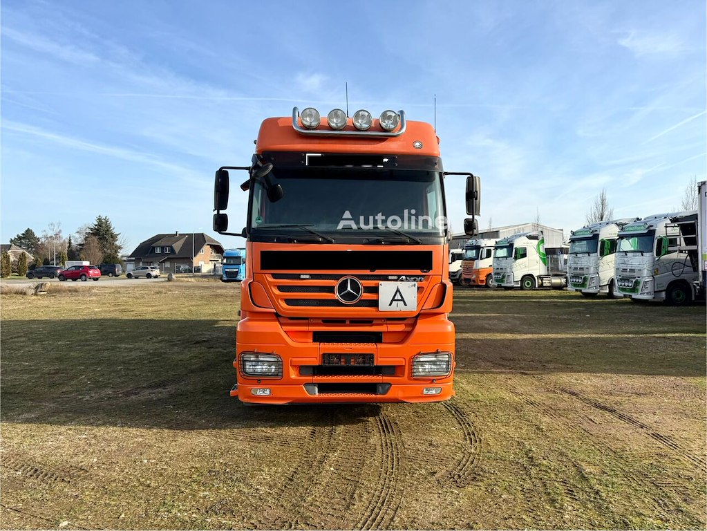 Mercedes-Benz Actros 2543 kiper