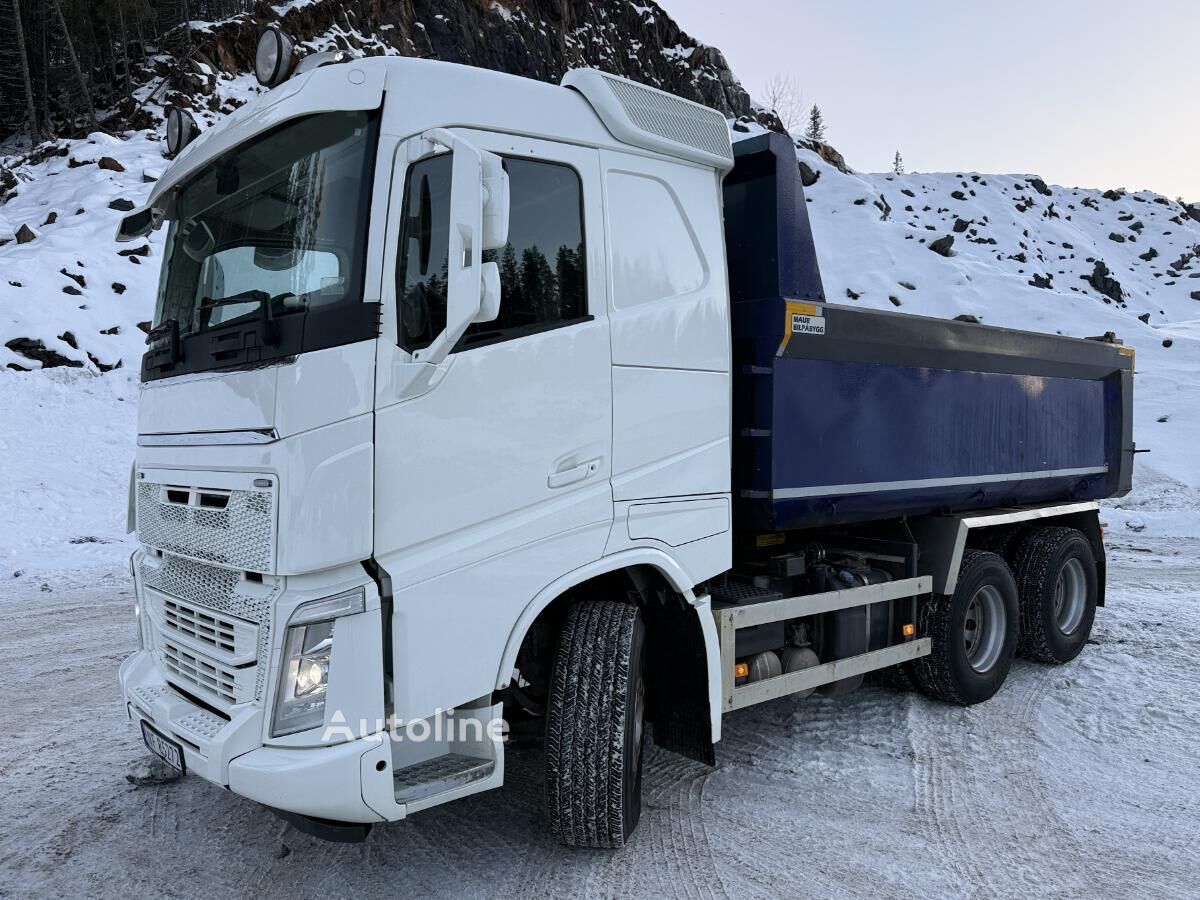 Prodaje se Volvo FH 6X4 kiper na aukciji