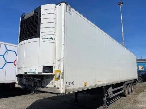 Schmitz Cargobull Vector 1550 poluprikolica hladnjača