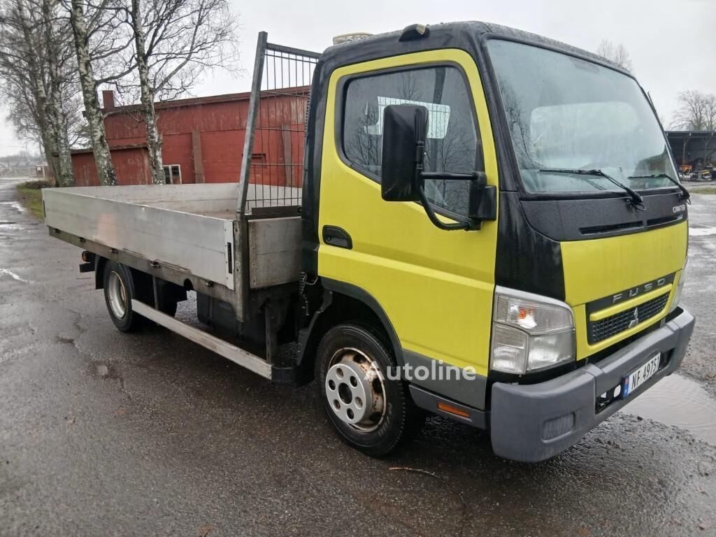 Prodaje se Mitsubishi Fuso 2011 kamion s ravnom platformom na aukciji