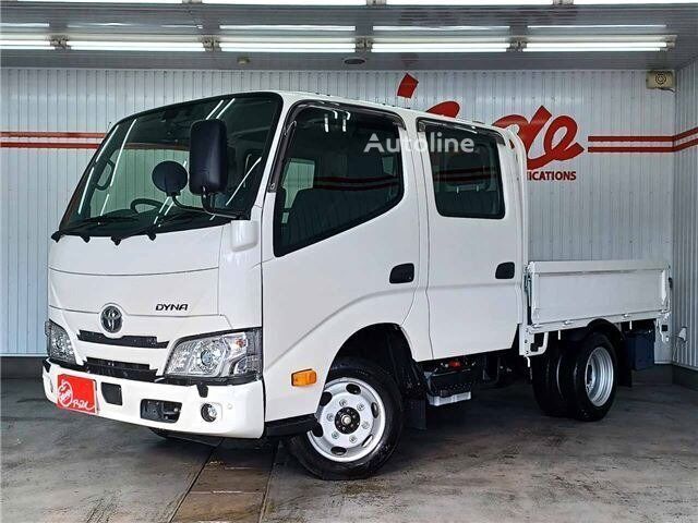 Toyota DYNA kamion s ravnom platformom