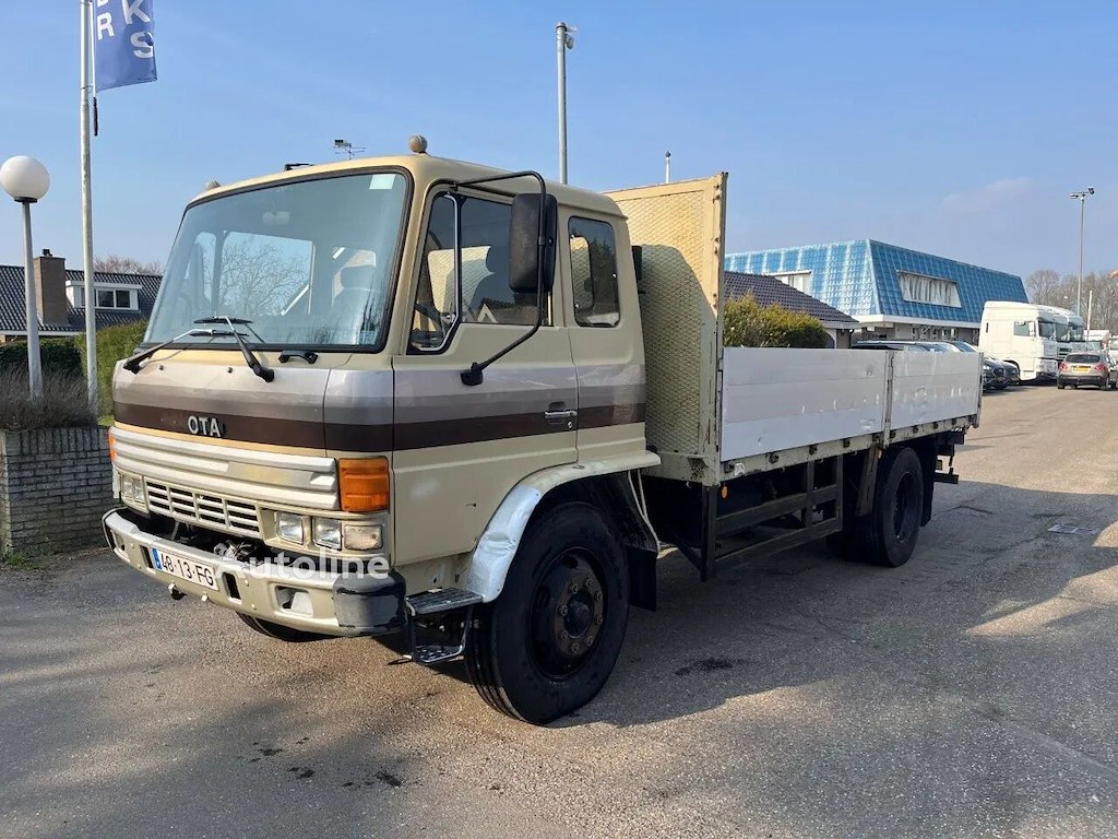Toyota HINO FF 173 L-W3 kamion s ravnom platformom
