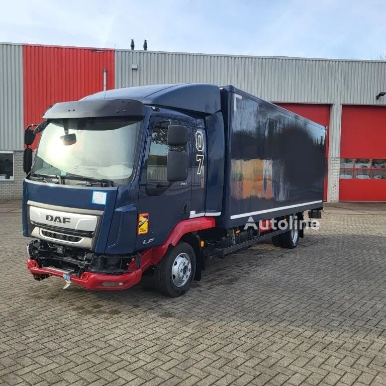 DAF LF210 / ENGINE RUNNING / ONLY:120371 KM / PLATFORM:1000 KG / LWD kamion furgon nakon udesa