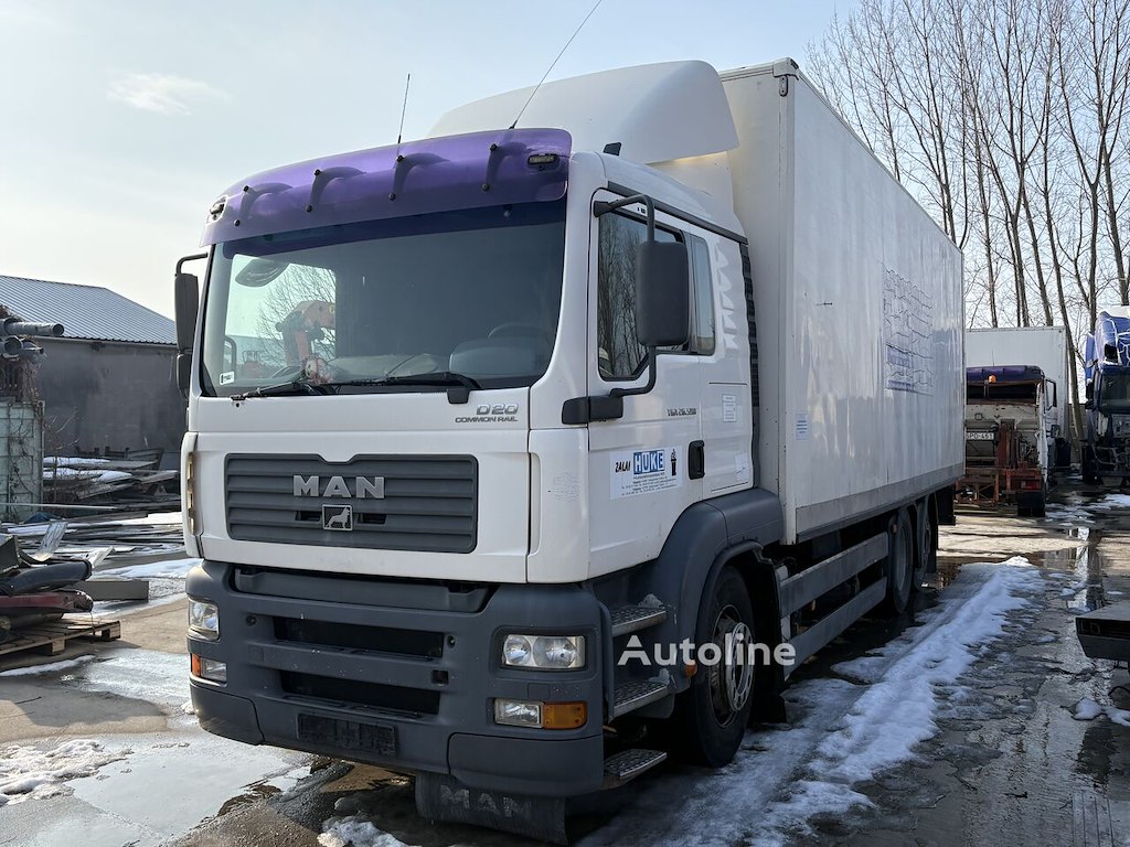 MAN TGA 26.390 kamion furgon