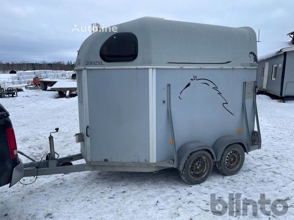 Prodaje se Cheval Liberté 2002xl prikolicu za prevoz konja na aukciji