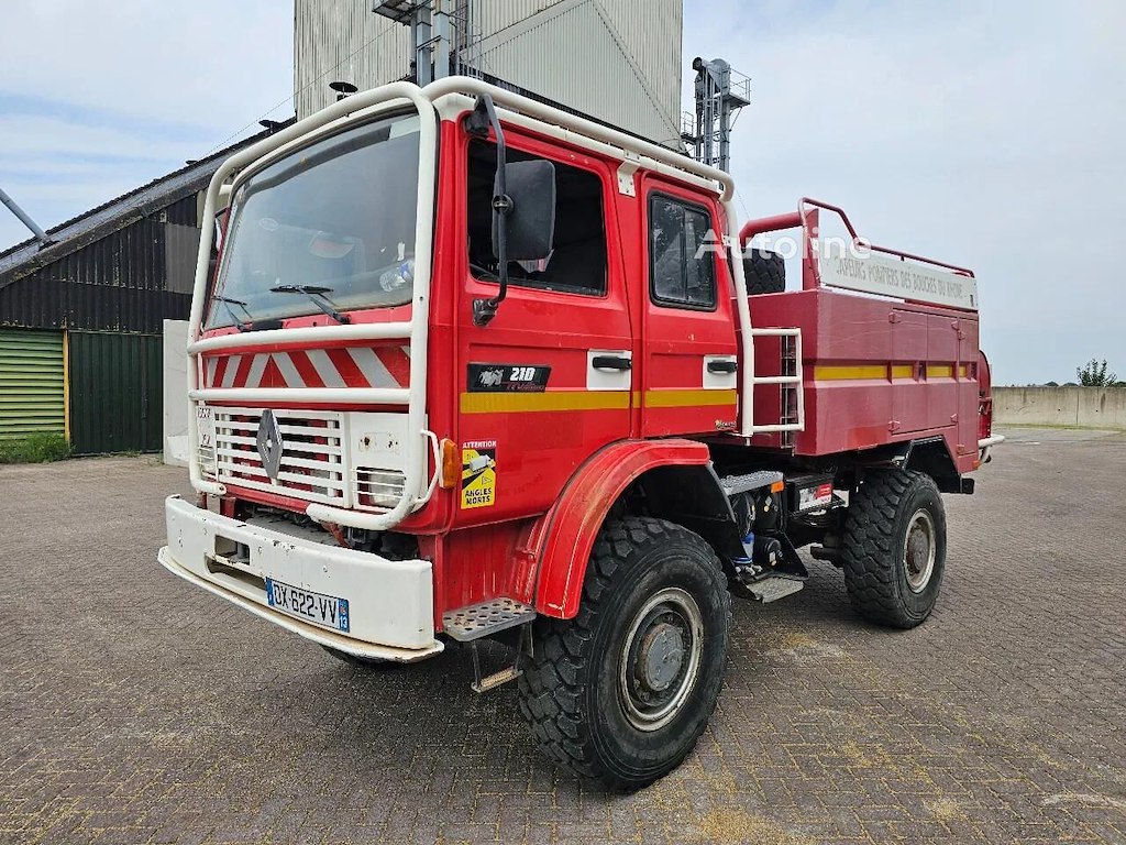 Renault M210 vatrogasno vozilo