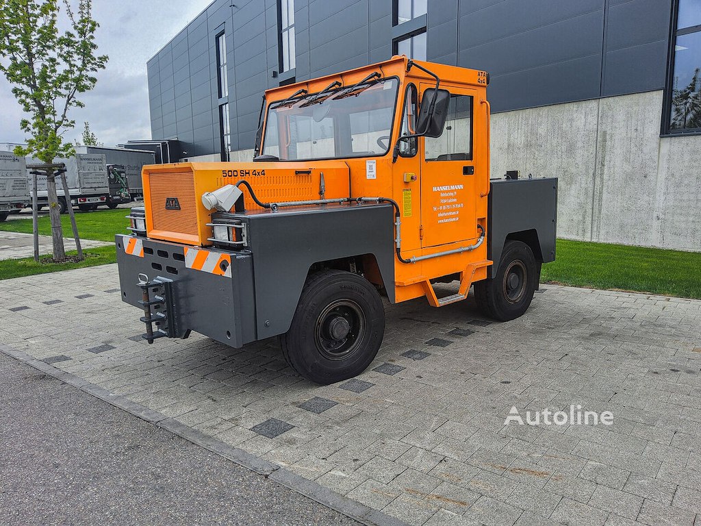 ATA 8500 4x4 tegljač prtljaga