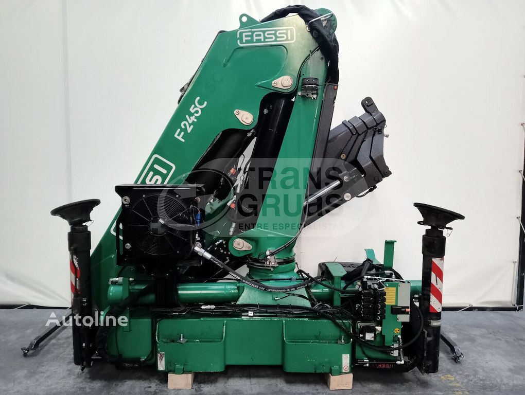 Fassi F245AC.0.24 E-ACTIVE autodizalica s kranom