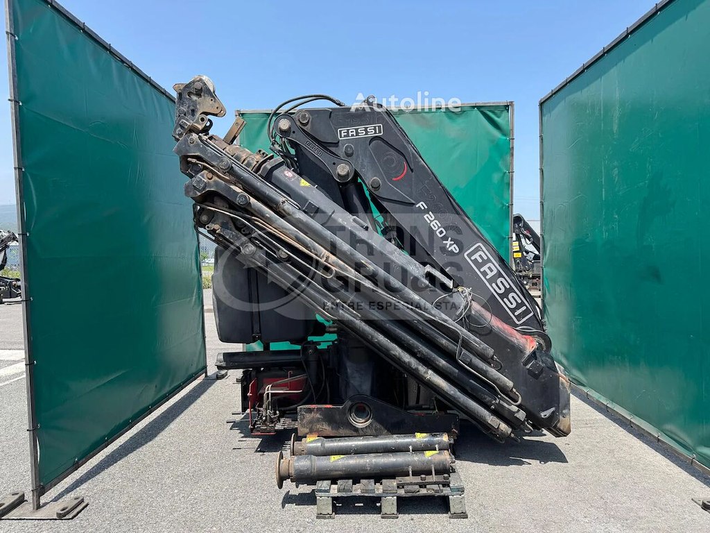 Fassi F260BXP.28 autodizalica s kranom