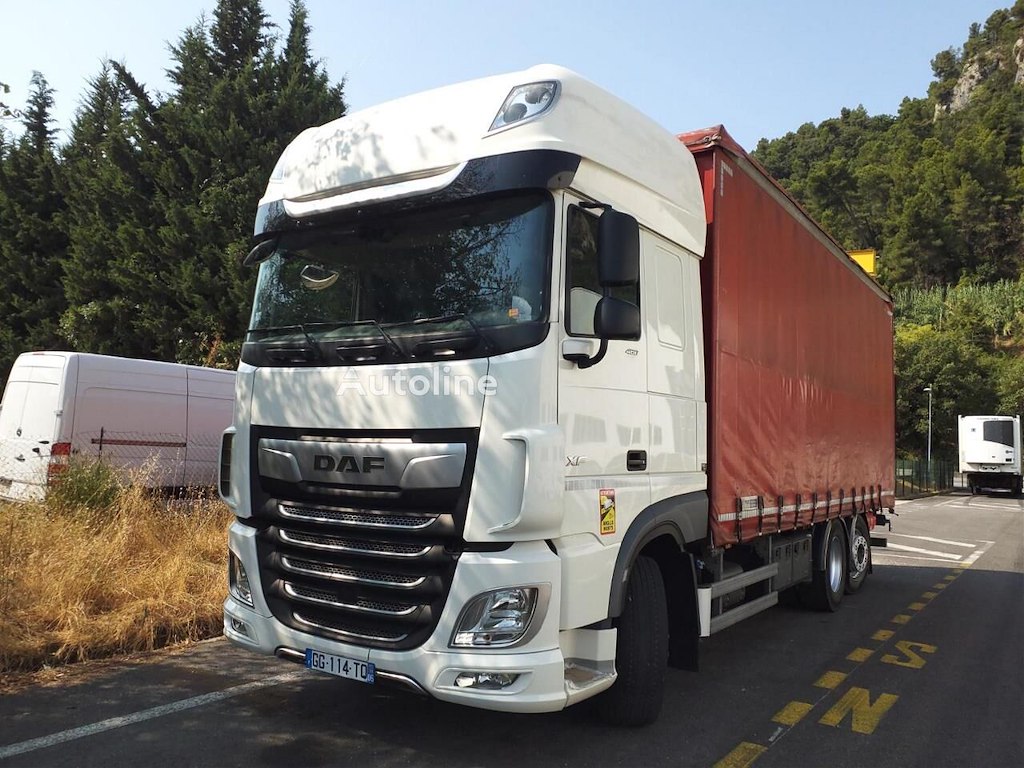 DAF XF 480 FAN kamion sa klizna zavesa cerada